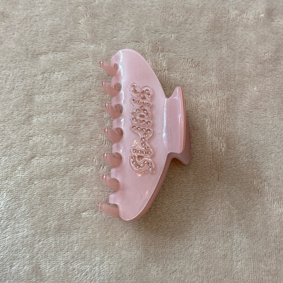 SKIMS | Accessories | Skims Rhinestone Claw Clip Baby Pink | Poshmark